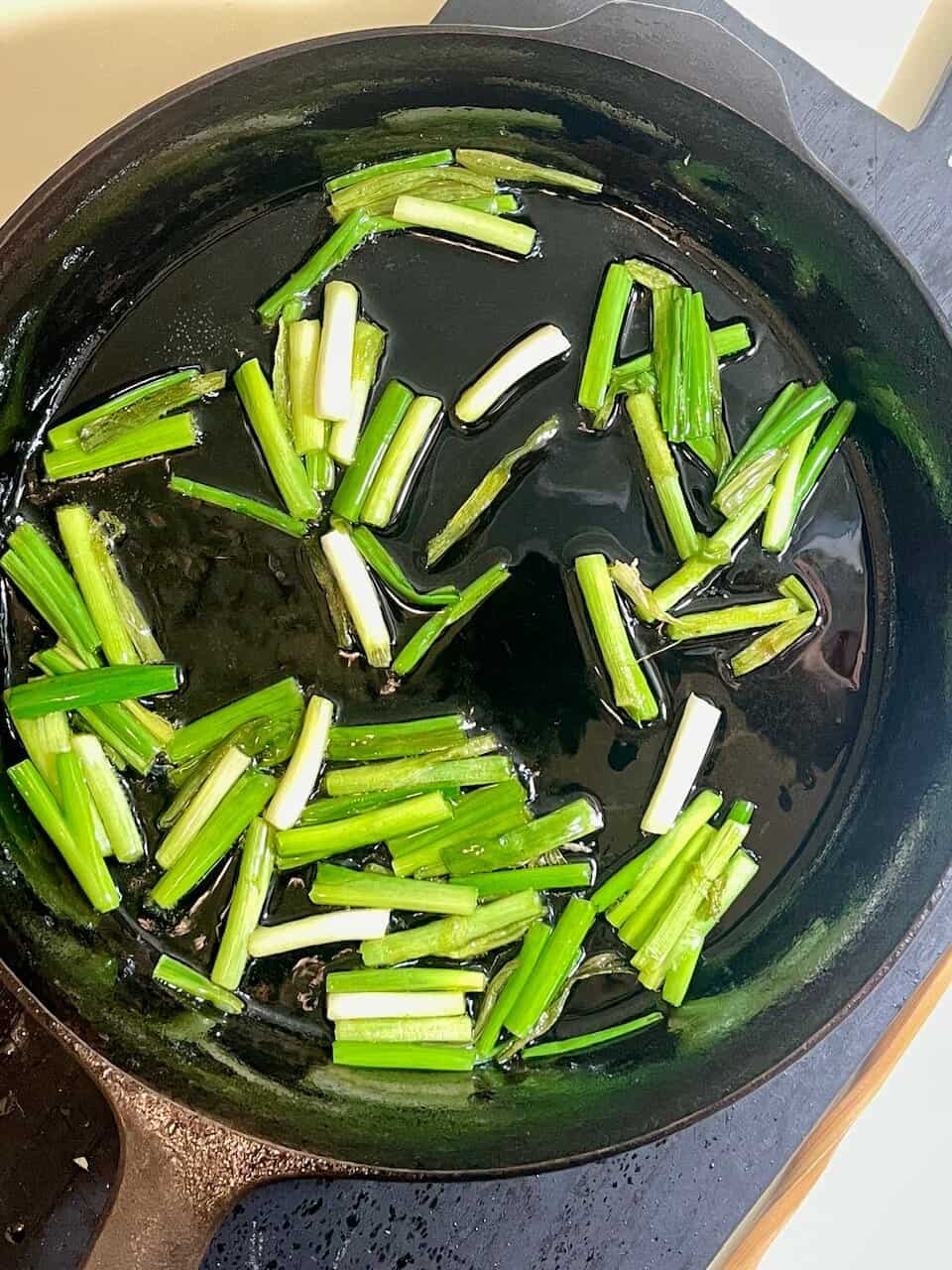 Irresistible Scallion Oil Noodles That Taste Better Than Takeout - Make ...